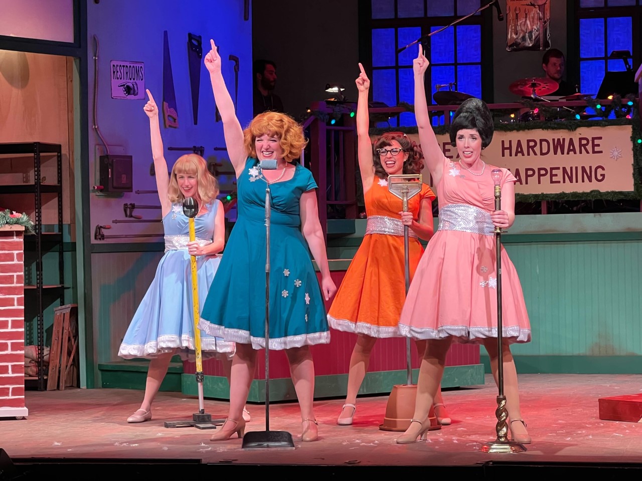 ‘WINTER WONDERETTES’ at the Ivoryton Playhouse – The Theater Mirror