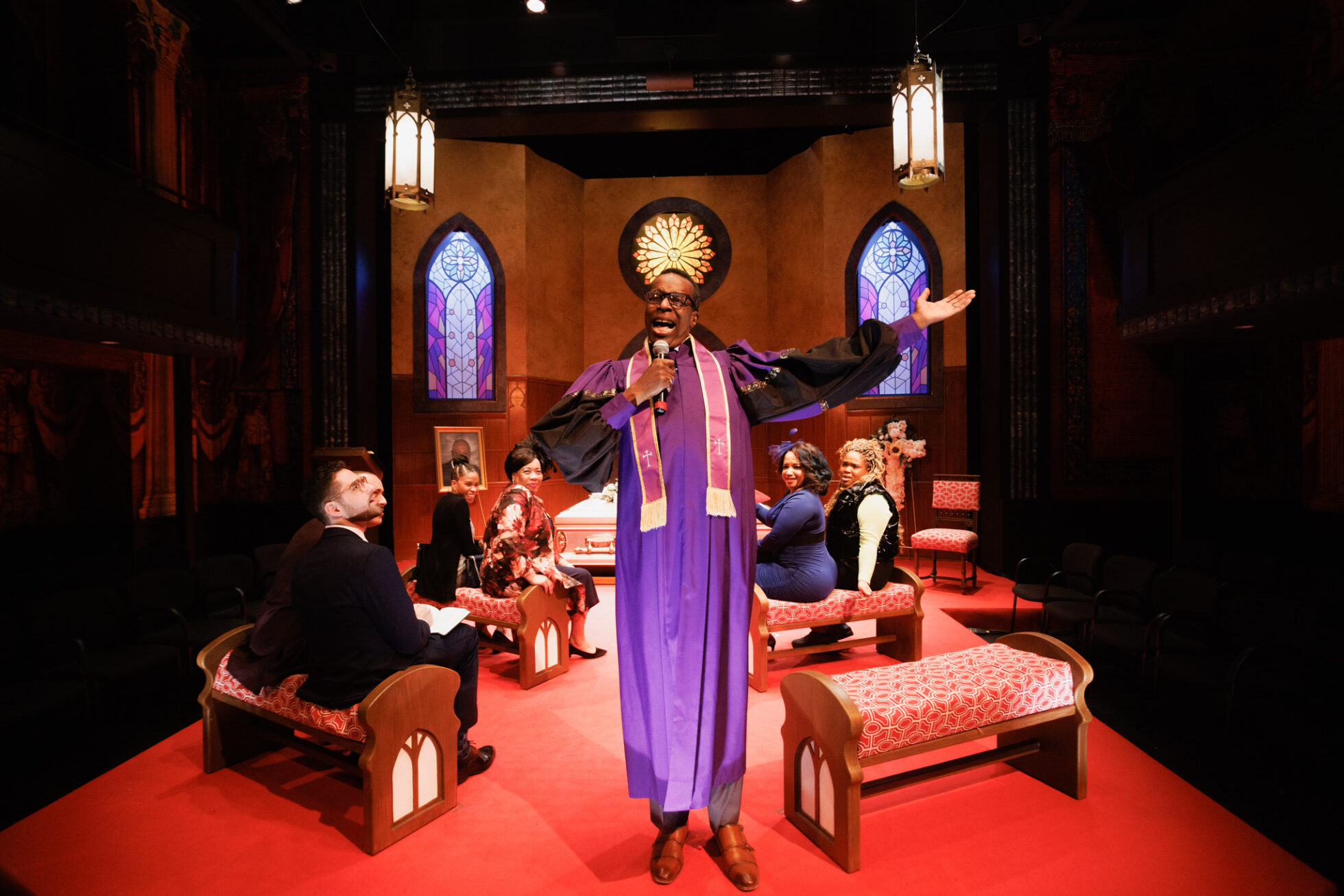 Theater Mirror – Reviewing Theater From Broadway to Beyond the Fringe!